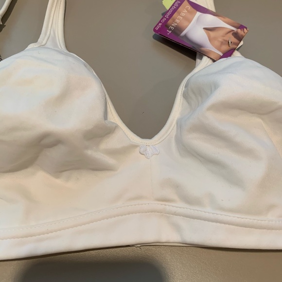 Cabernet | Intimates & Sleepwear | Nwt Cabernet Full Busted No Wire Bra ...